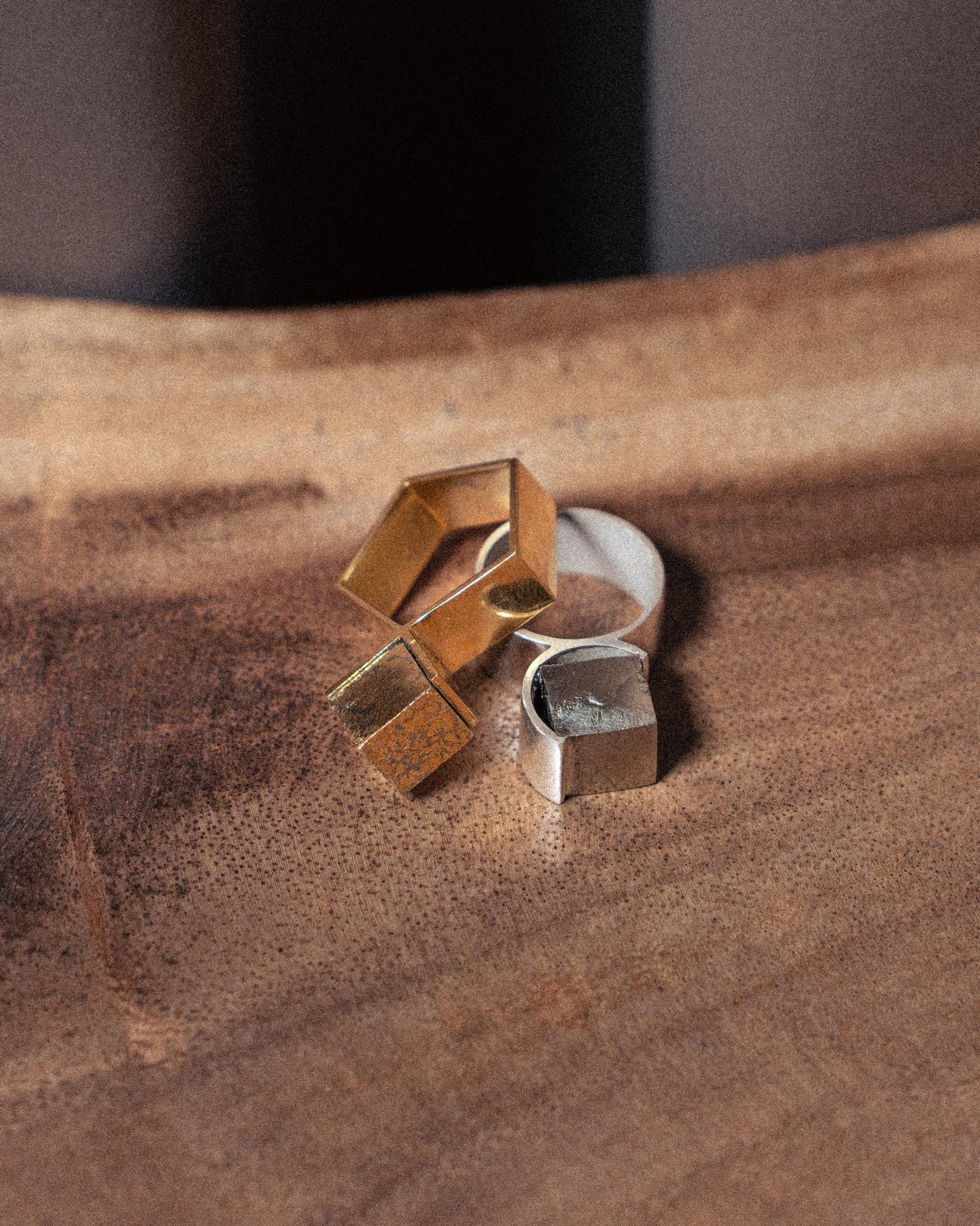 Double Tracé : Perles et pyrite. – Atelier Grandval